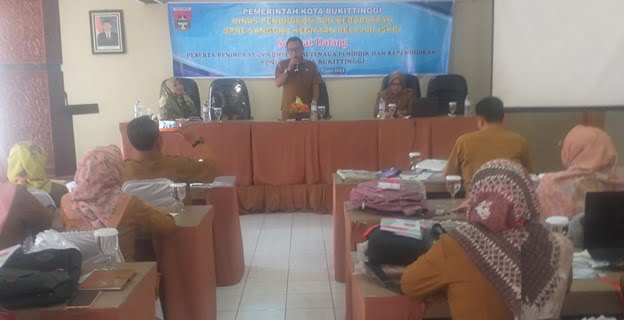 Disdikbud Bukittinggi Tingkatkan Kompetensi Tendik Nonformal