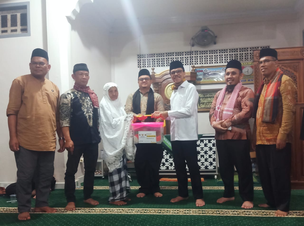 Warga Pauah Sangik Ngadu ke Bupati Untuk Perbaikan Jalan